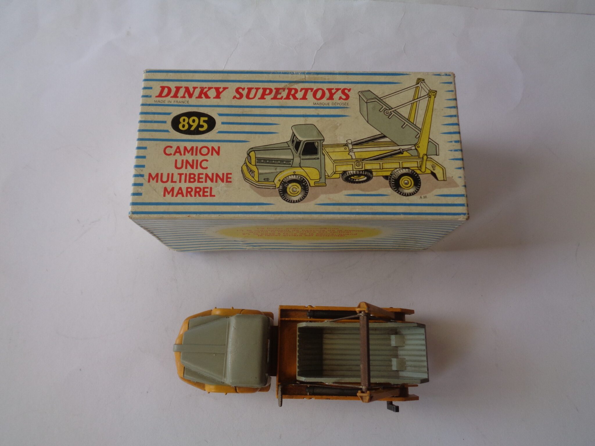 Dinky Supertoys 895 Camion Unic Multibenne Marrel with Box - Toy Paradise