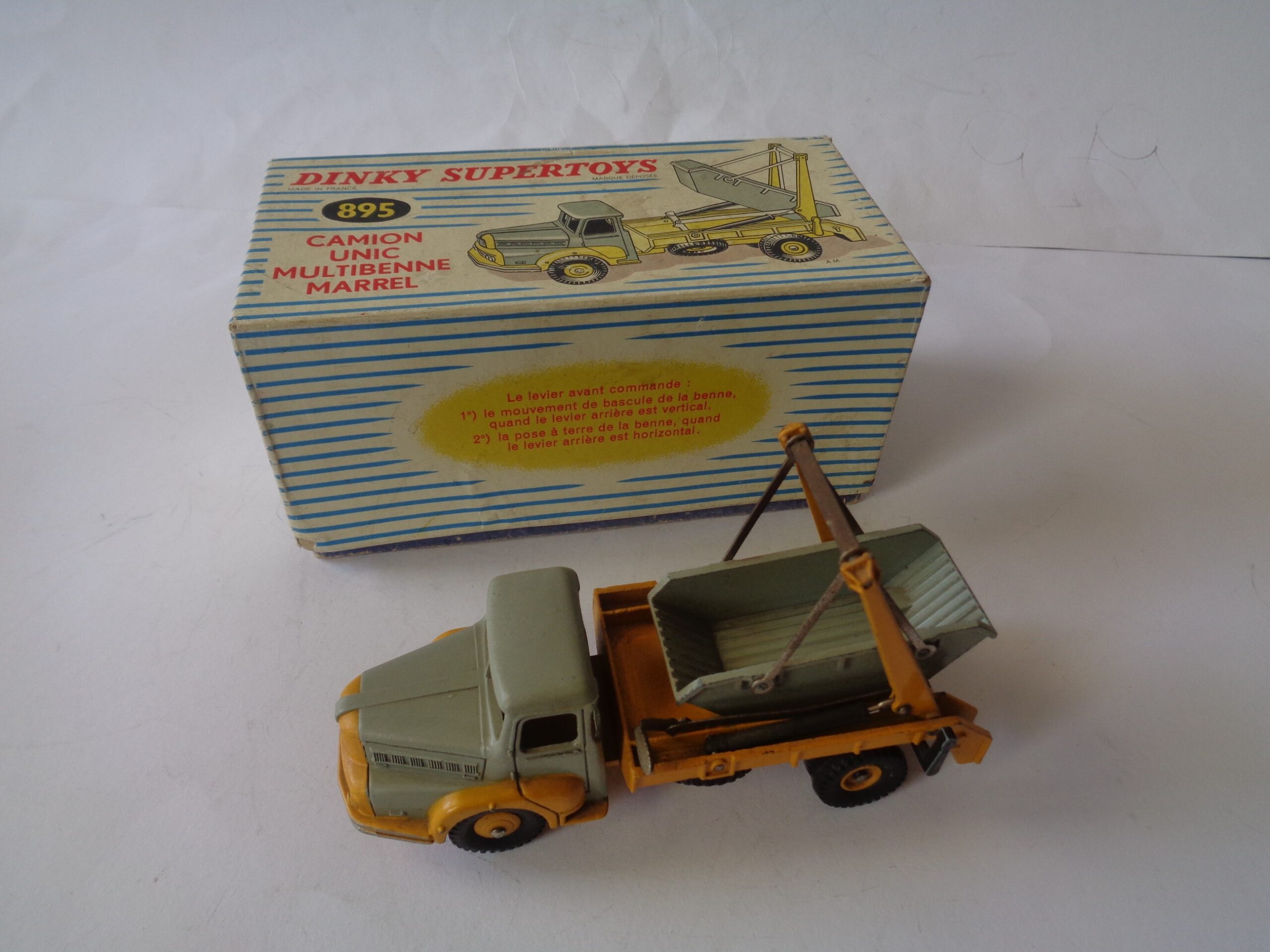 Dinky Supertoys 895 Camion Unic Multibenne Marrel with Box - Toy Paradise