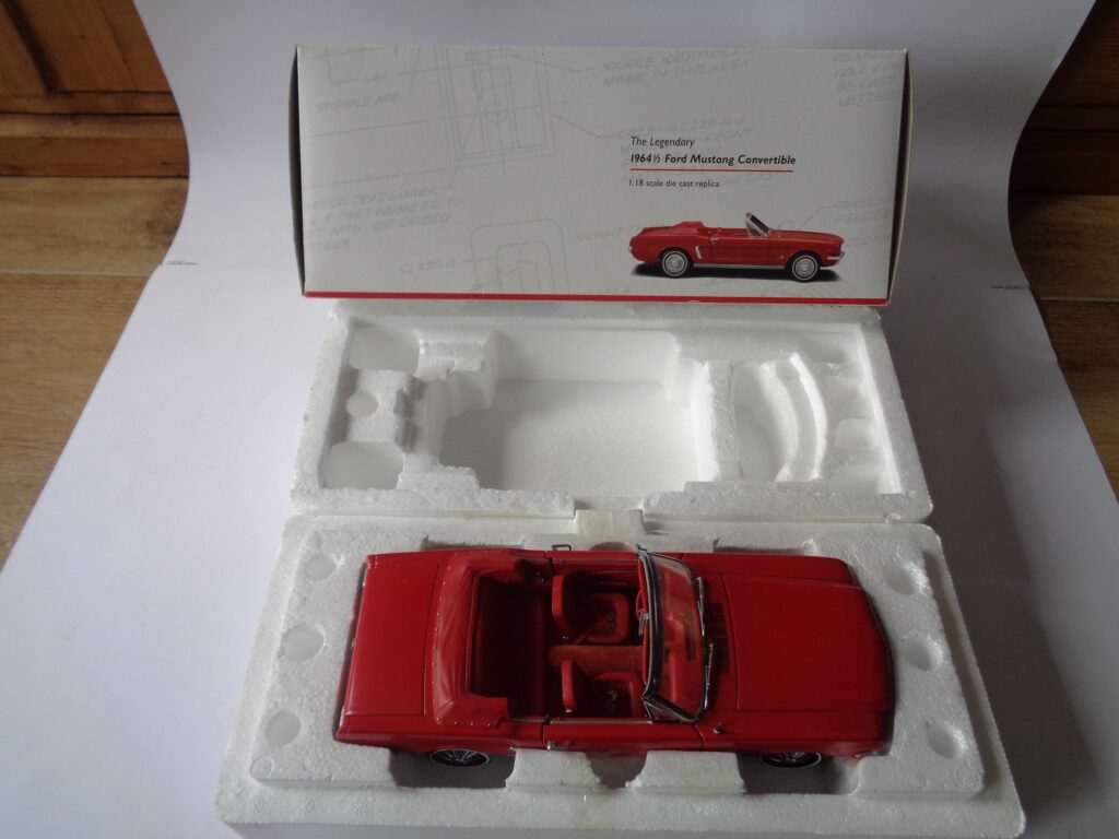 Precision 100 Collection Ford Mustang Convertible 1964 1/2 with Box ...