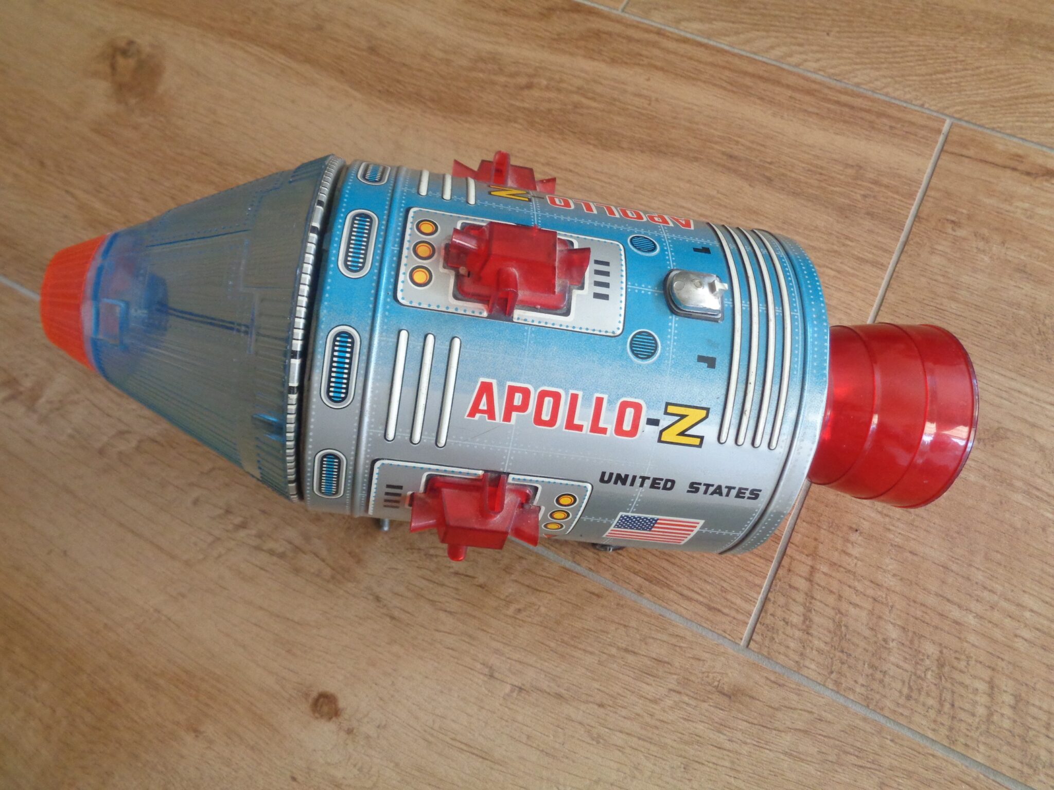 T.N. Nomura Apollo-Z Space Shuttle (battery-operated) - Toy Paradise