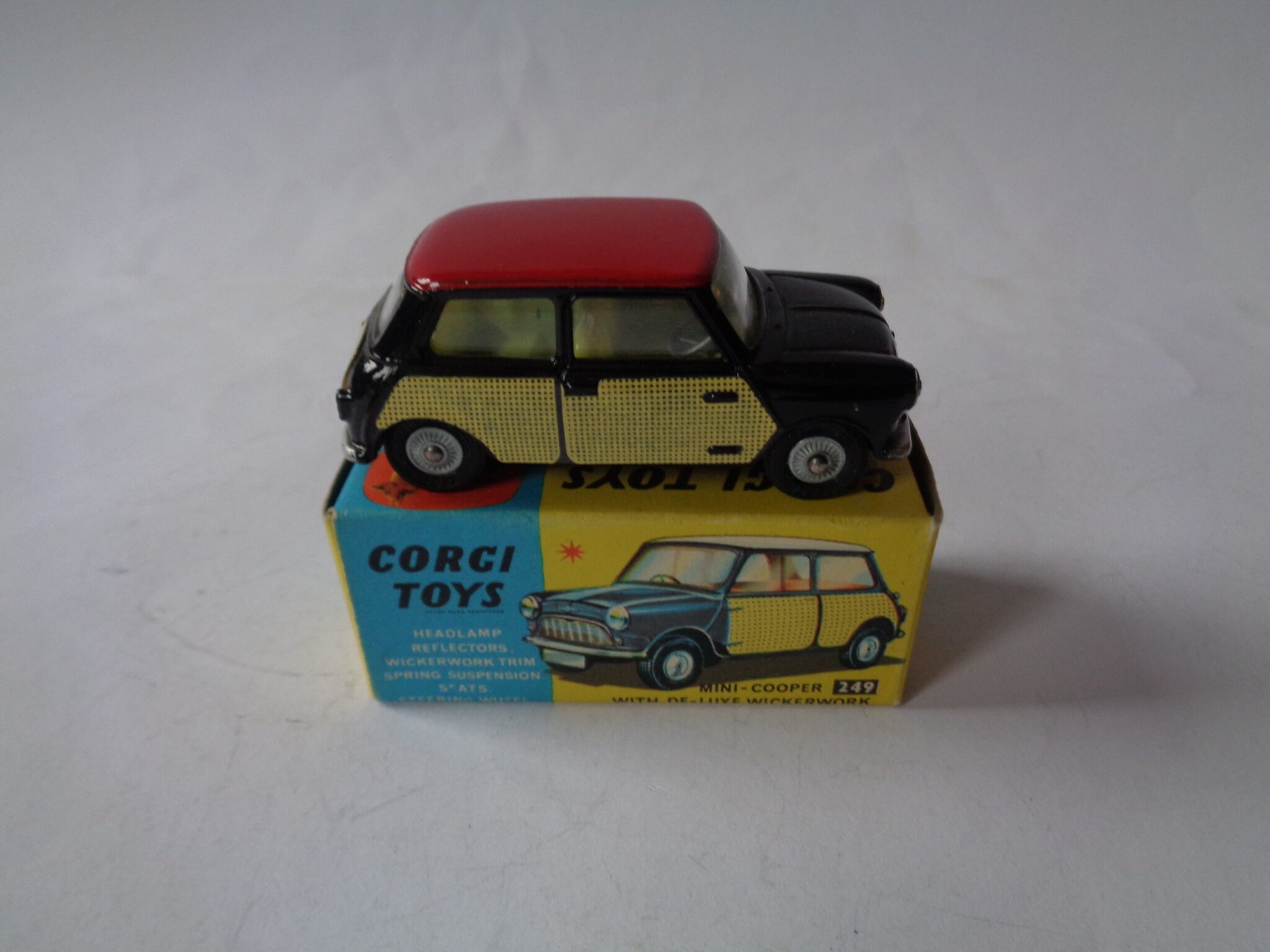 Corgi Toys Archieven - Toy Paradise