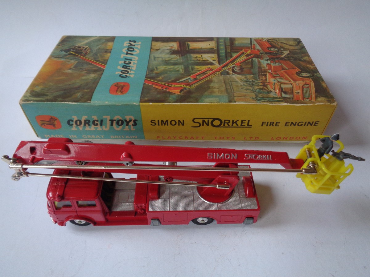 Corgi Major Toys 1127 Simon Snorkel Fire Engine with Box - Toy Paradise