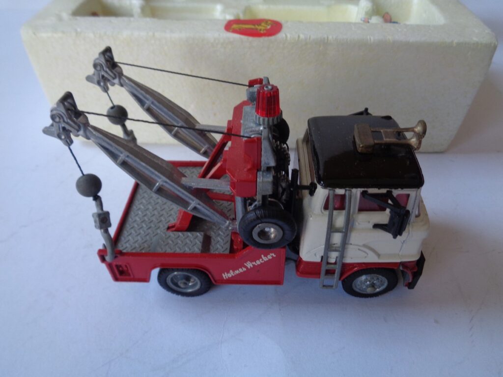 Corgi Major Toys 1142 Holmes Wrecker Recovery Vehicle with Ford Till ...