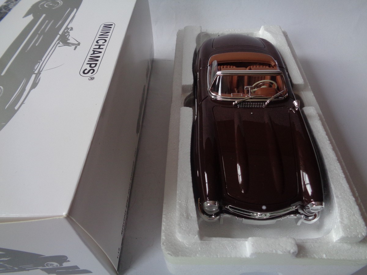 Minichamps Mercedes-Benz 300SL Roadster 1957 in Box - Toy Paradise