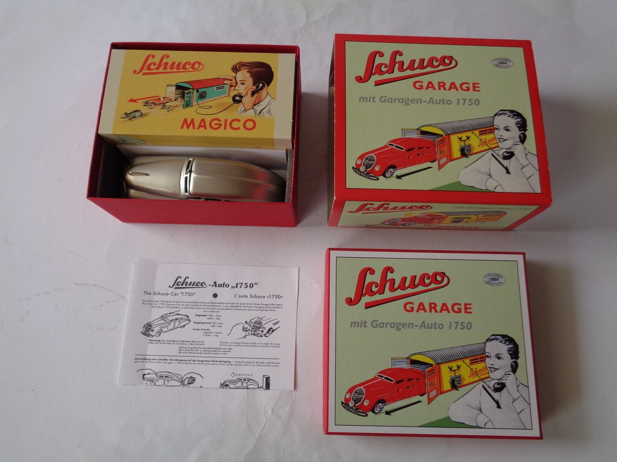 Schuco 1750 Garage with Garage-Auto with Box (wind-up) - Toy Paradise