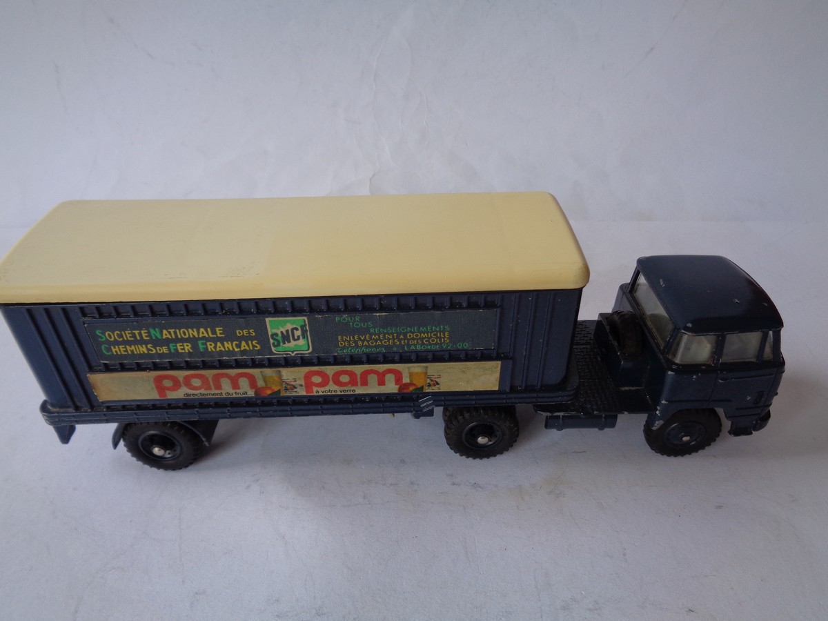 Dinky Super Toys 803 Unic Esterel SNSF Pam Pam Truck - Toy Paradise